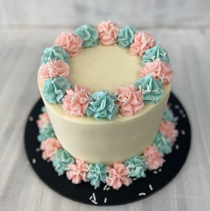 Simple Cakes - Sweet On Cup Cakes