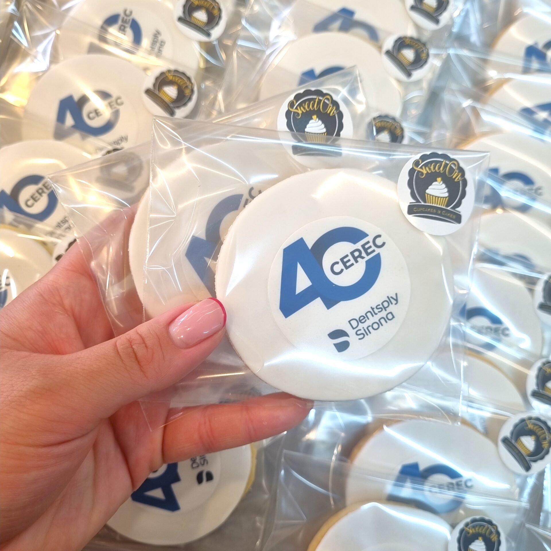 Branded Cookies - Sweet On Cup Cakes