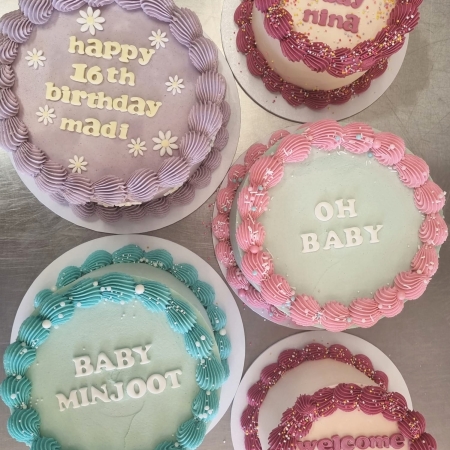 Simple Text Cakes - Sweet On Cup Cakes