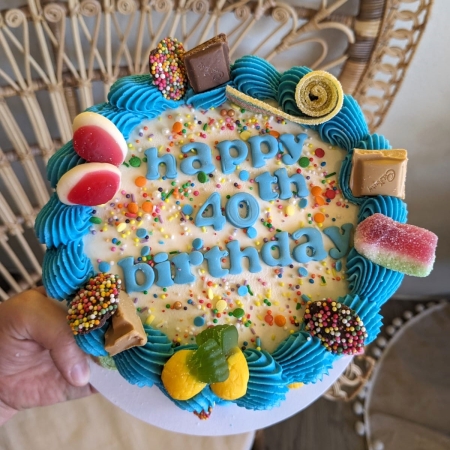 Simple Text Cakes - Sweet On Cup Cakes