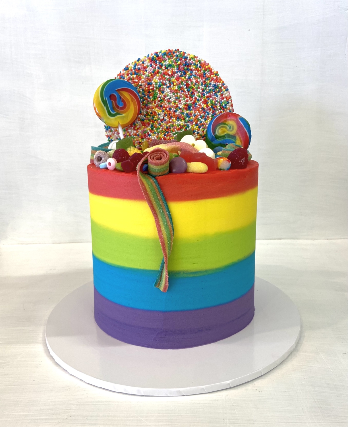 Willy Wonka Cake - Sweet On Cup Cakes