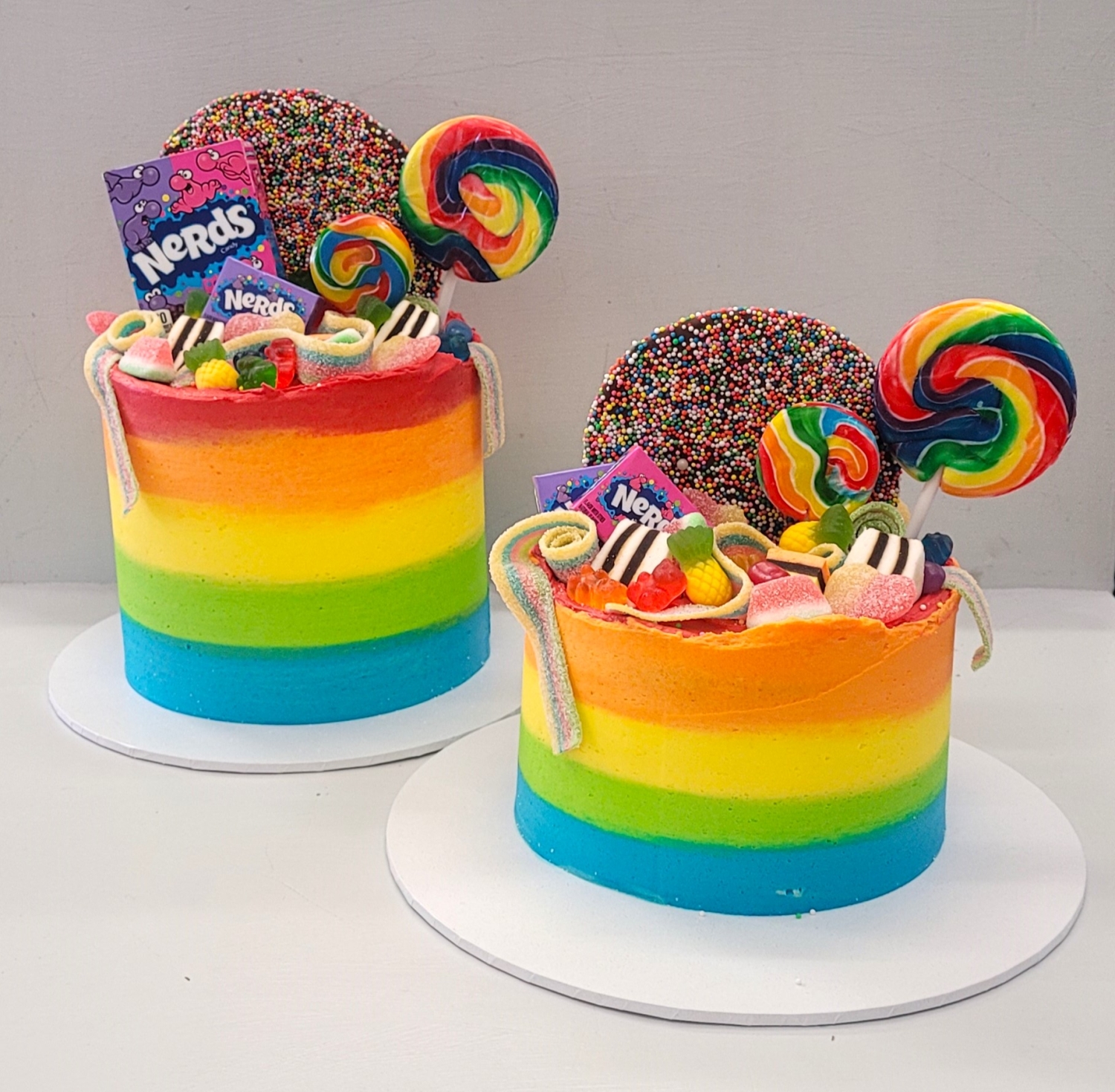 Willy Wonka Cake - Sweet On Cup Cakes