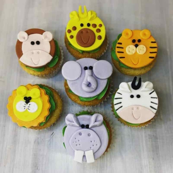 Animal Cupcakes - Sweet On Cup Cakes