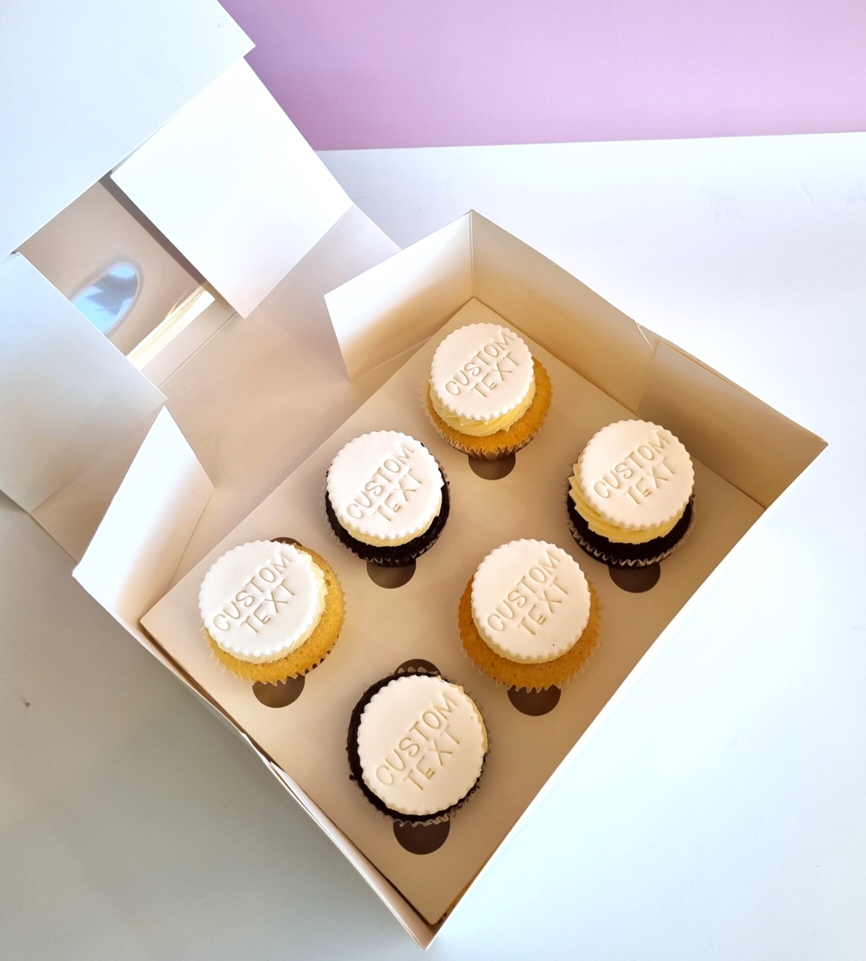 Embossed Plaque Cupcakes - Sweet On Cup Cakes