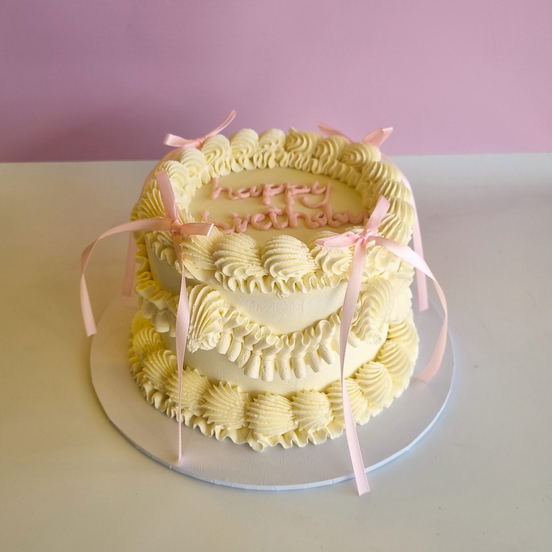 Bow Cakes - Sweet On Cup Cakes