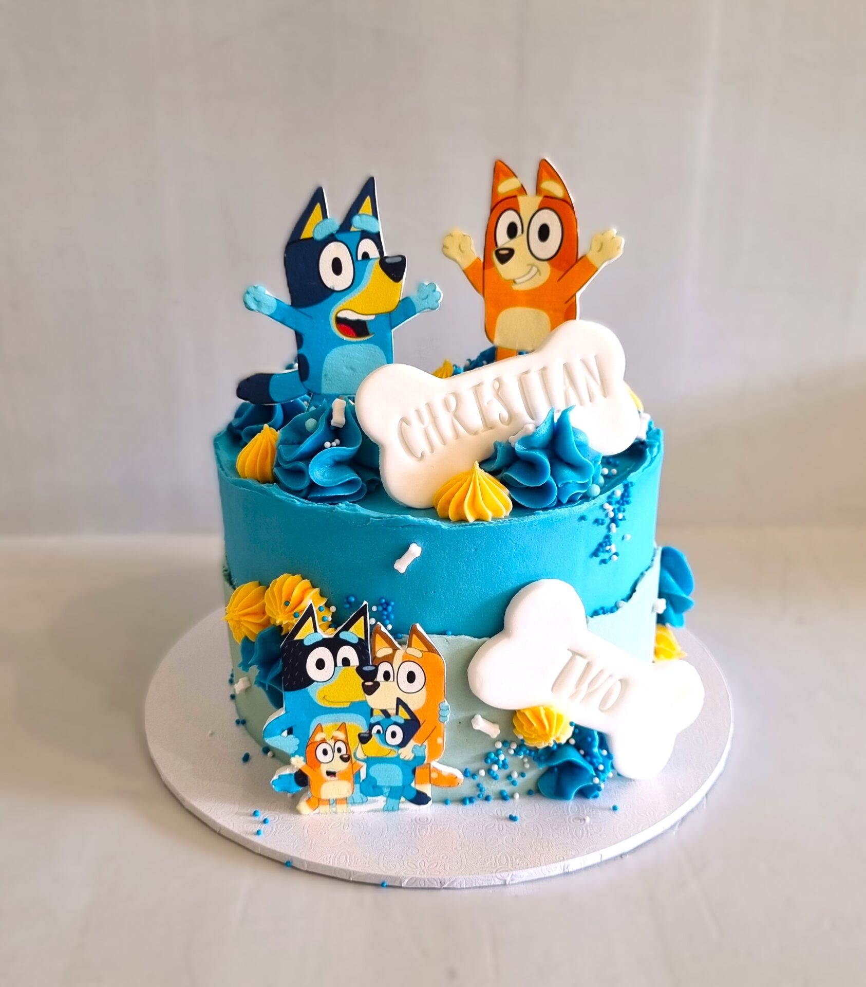 Bluey Cake - Sweet On Cup Cakes
